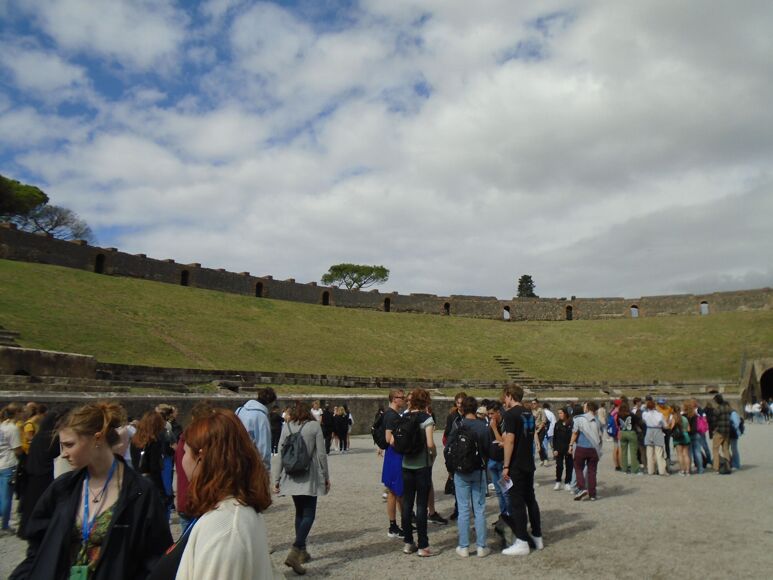 Classics Trip to Sorrento - School Gallery - Simon Langton Girls ...